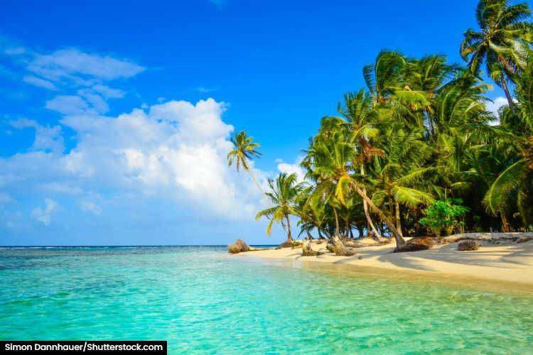 Can you Drive to Panama? | Getting There & Away